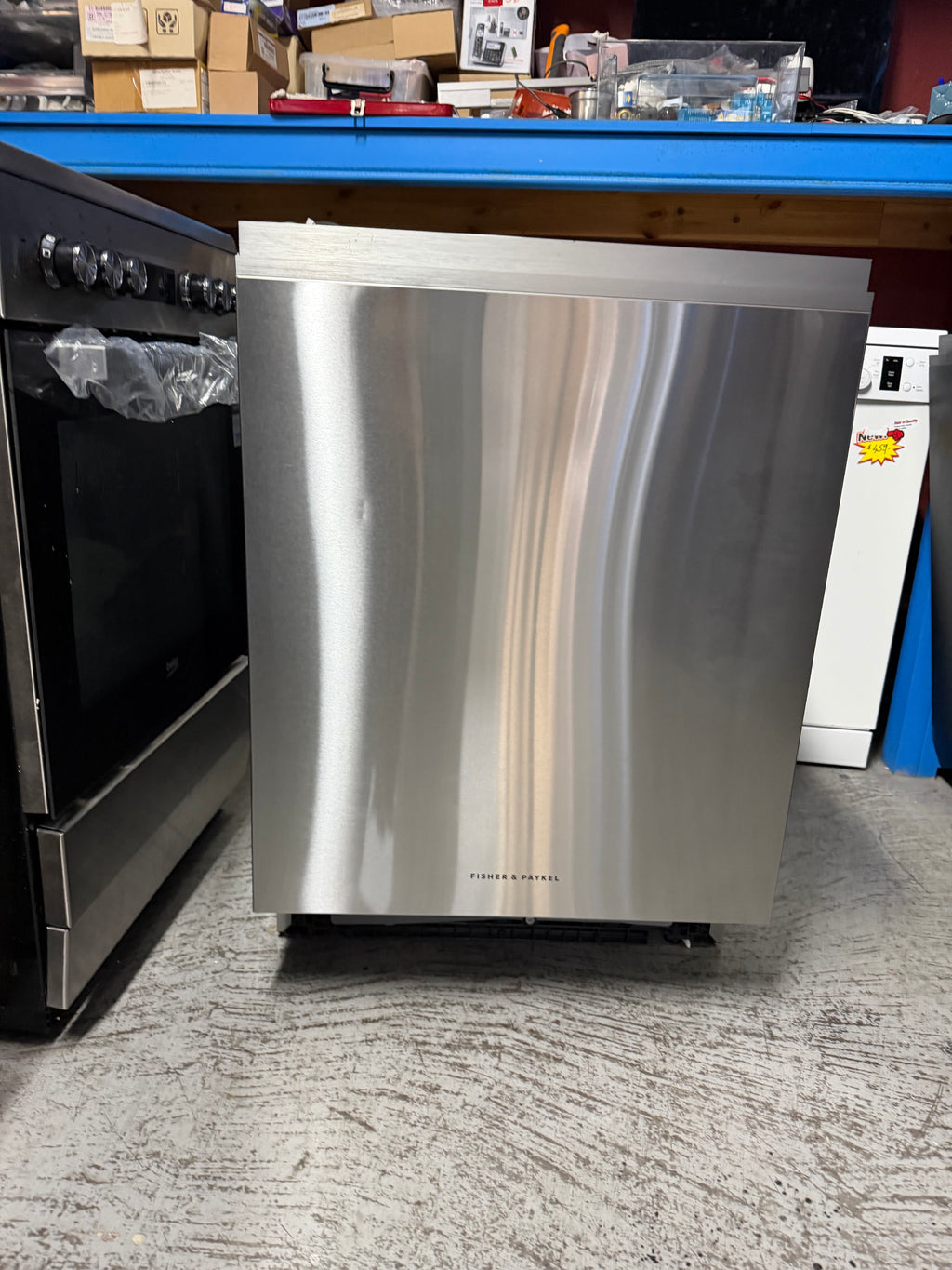*Current Model* Fisher & Paykel Series 9 Tall Built Under Dishwasher S ...